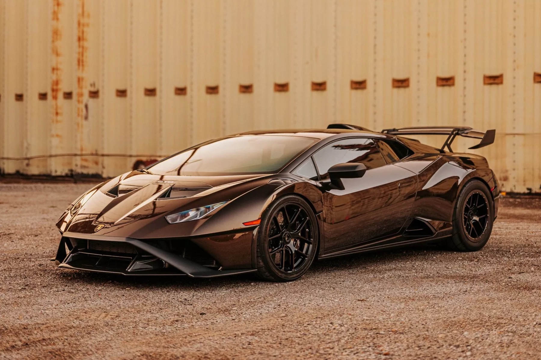 Lamborghini: Unleashing the Power of Huracán STO
