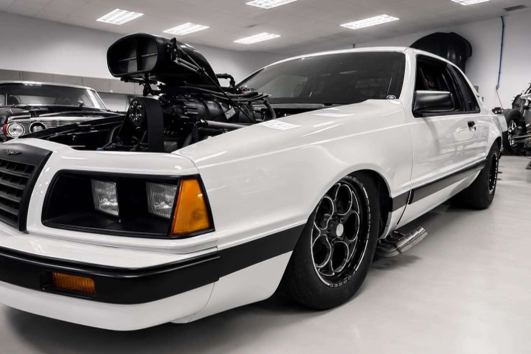 Eric Russell's Wild Supercharged Thunderbird